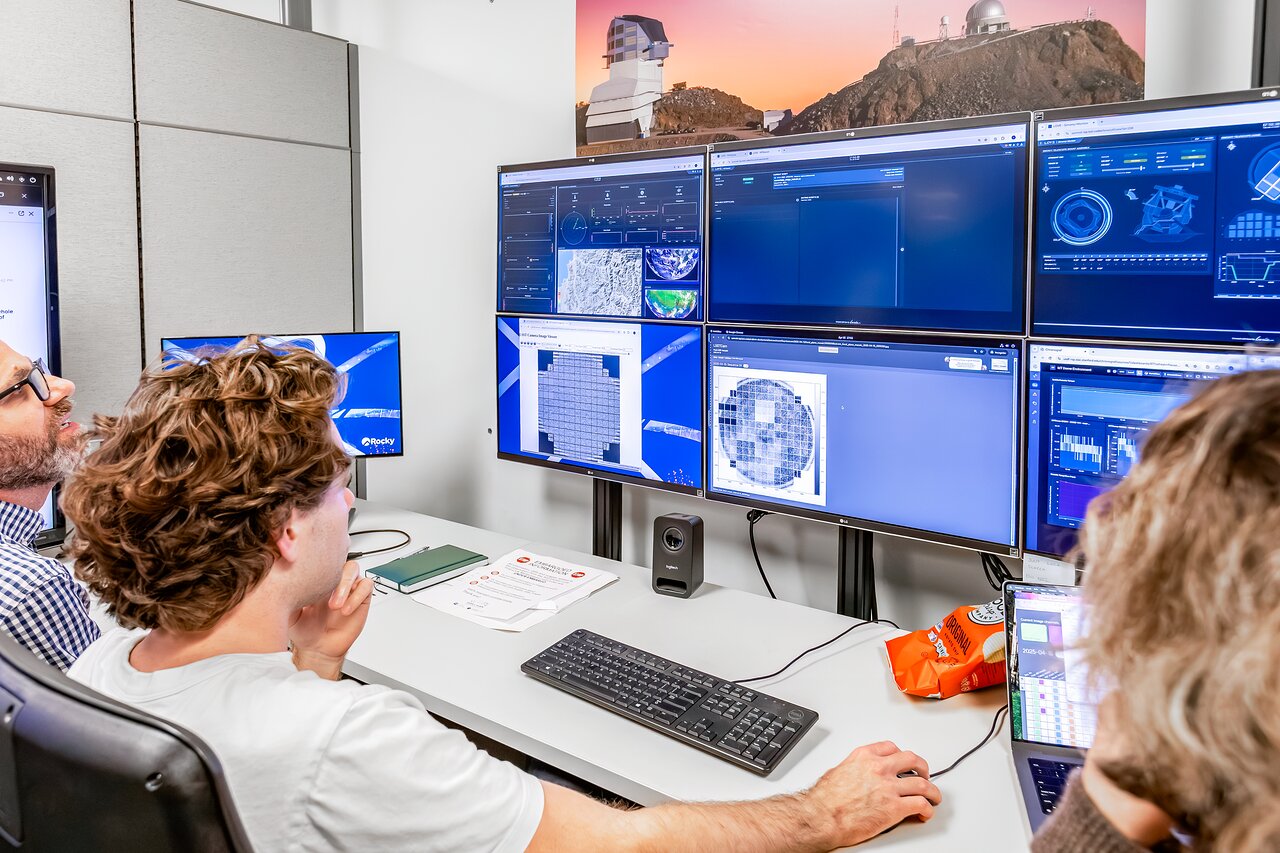 NOIRLab Blog - Remote Eyes on the Sky: Inside SLAC’s Rubin Control Room ...