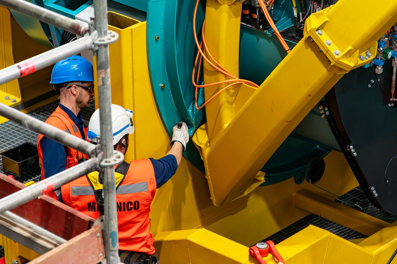 Installation of the LSST Camera at Rubin Observatory | NOIRLab